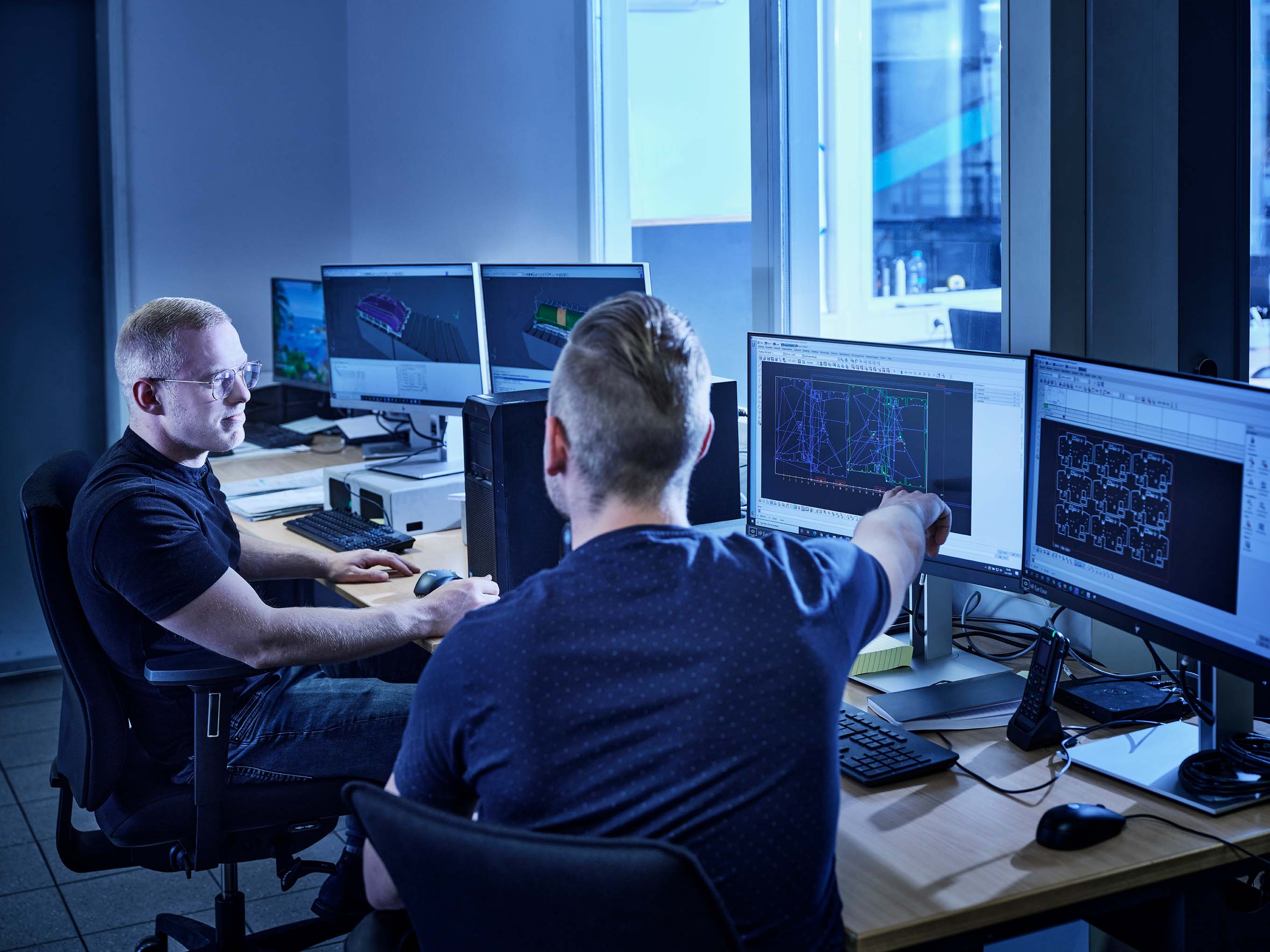 Material Handling Equipment | Witte van Moort